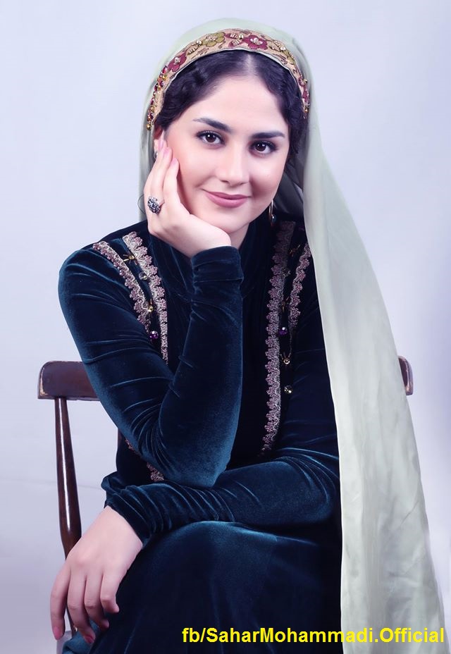 بیوگرافی سحر محمدی خواننده ایرانی و عکس های این خواننده و همسرش